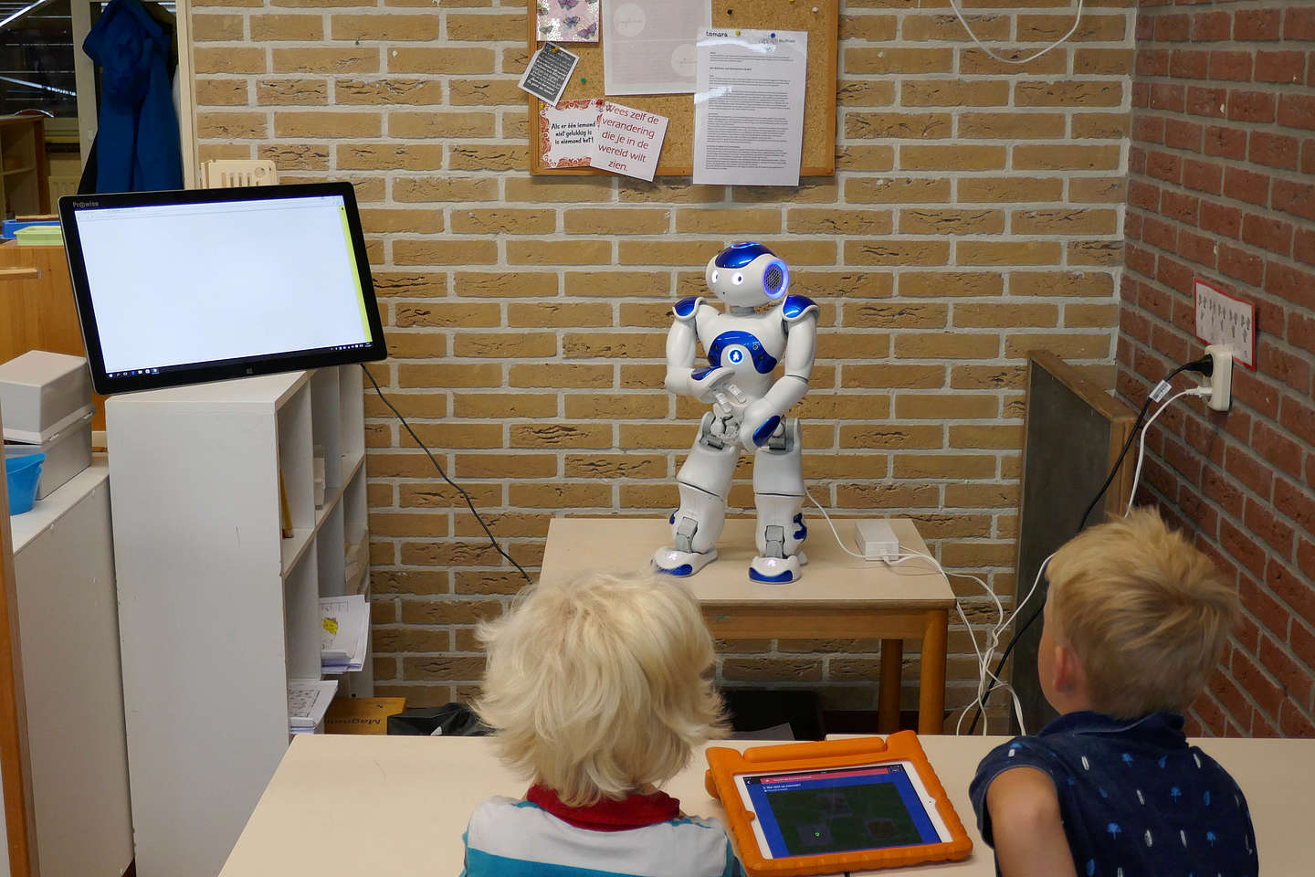 Een robot voor de klas? - Onderwijs van Morgen
