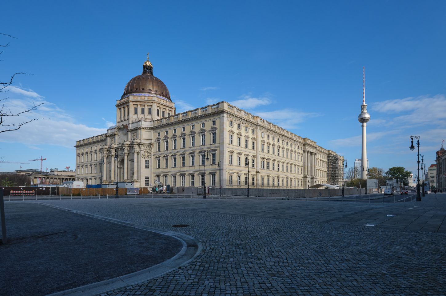 Berlin hat einen besonderen Neubau - Onderwijs van Morgen
